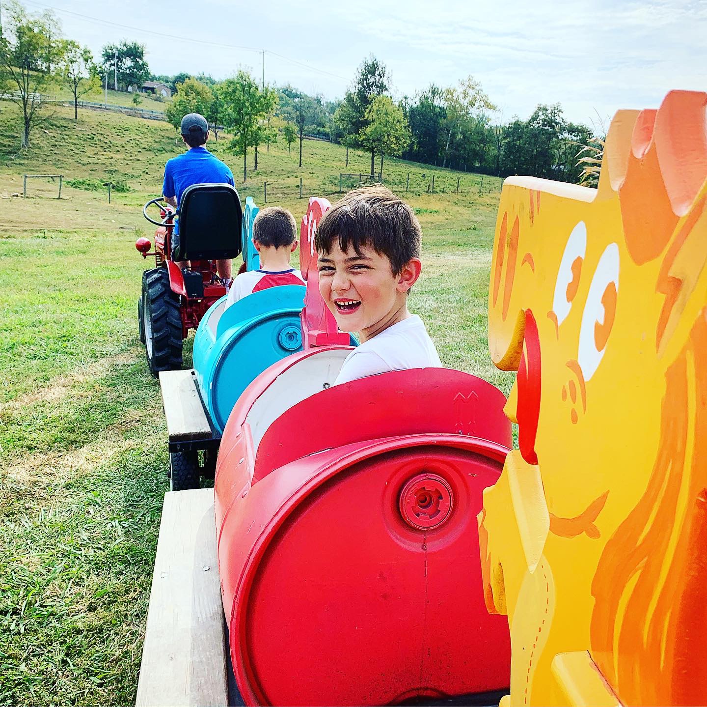 Fall Bucket List: Neltner's Farm - Cincinnati Family Magazine